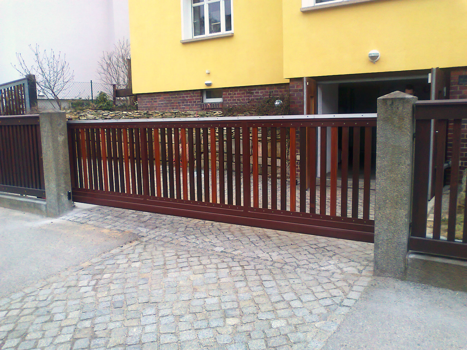 Schiebetore - Metallbau & Tortechnik Dresden